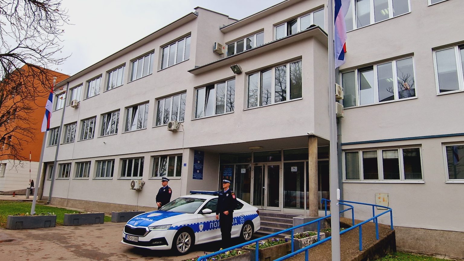 MUP RS: Korištenjem SMS-a do bržih informacija - Radio Novi Grad